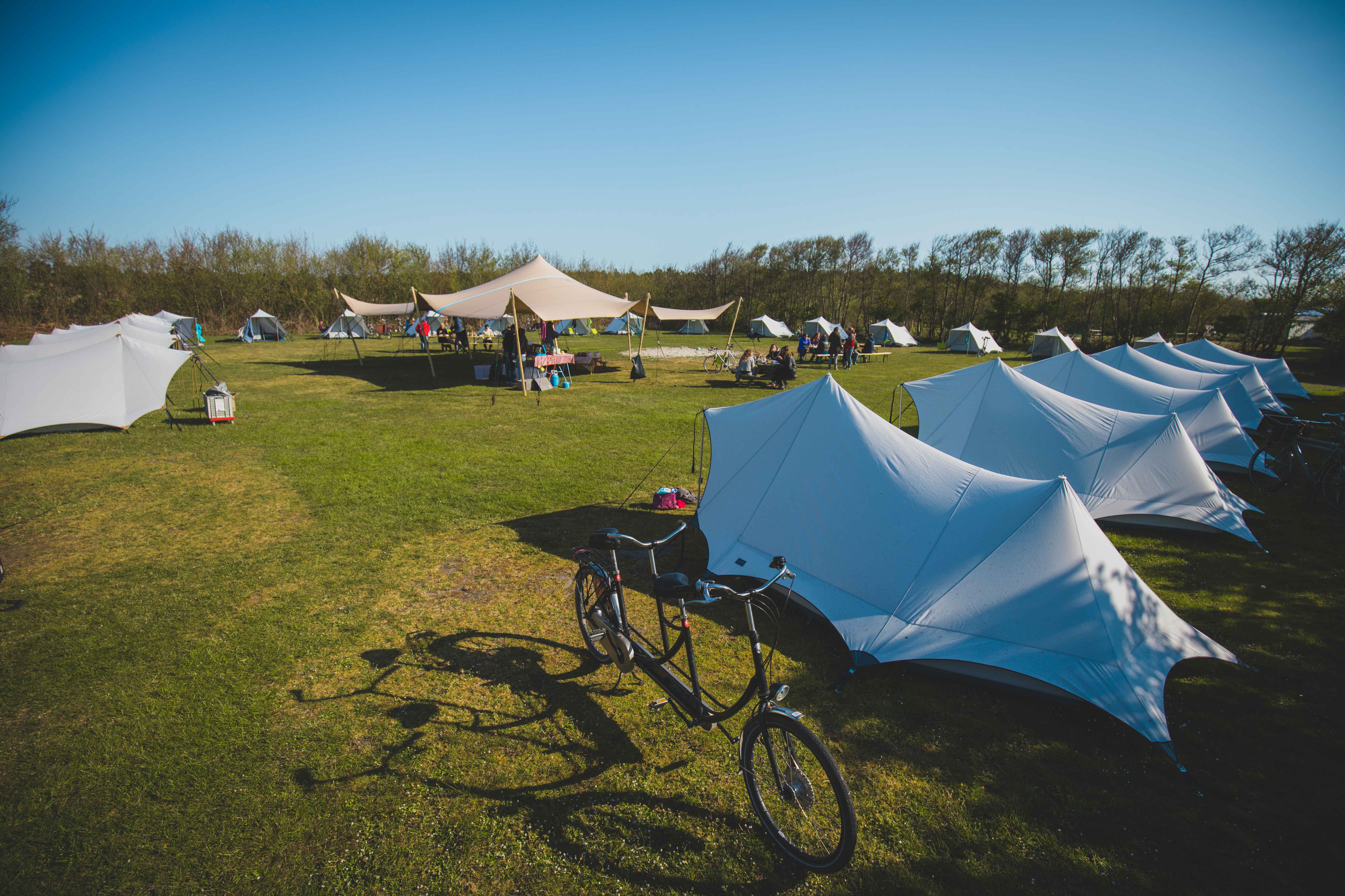 Sustainable overnight stay in a BLUE LOOP - TenCate Outdoor Fabrics